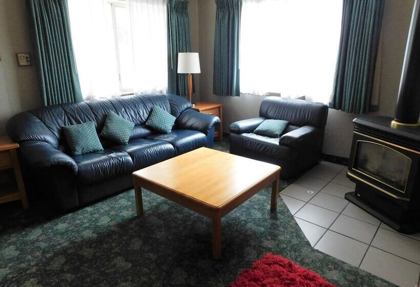 Snoqualmie Pass, فندق Summit Inn : أفضل العروض مع دستينيا