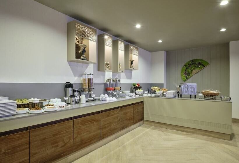 Hotel Comfort Inn , Statue Of Unity en Navgam | Destinia