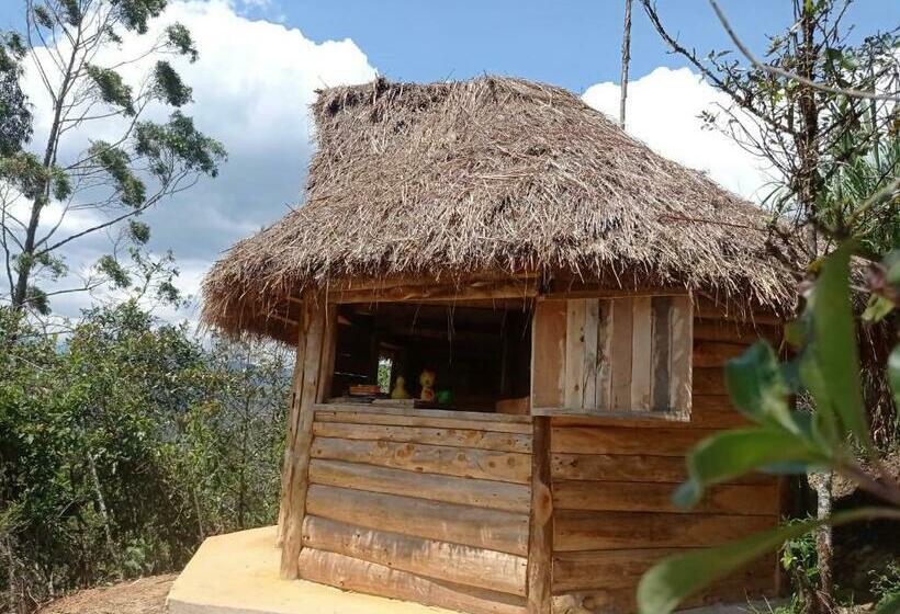 Eco Albergue Azul en Lamud | Destinia