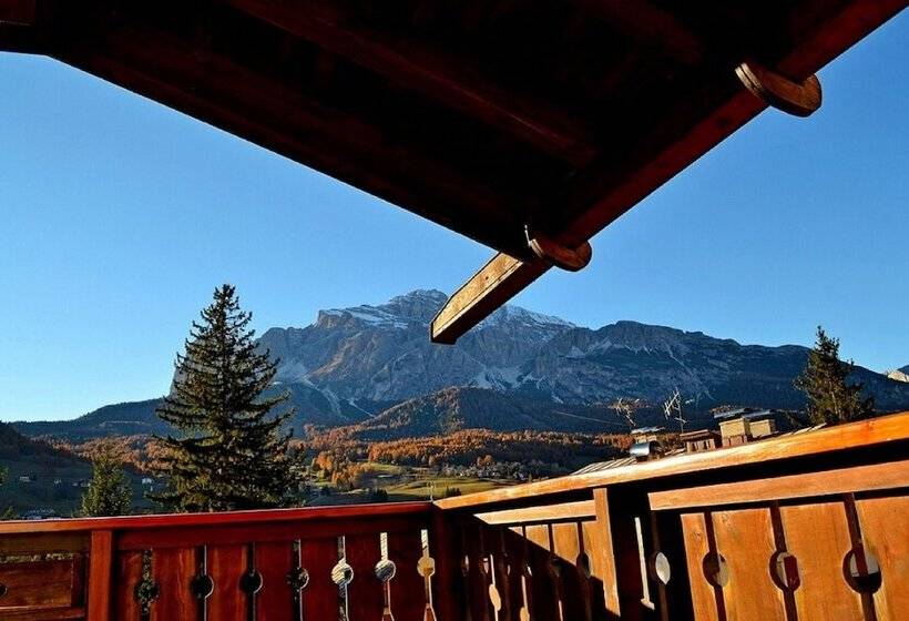 Hôtel Serena Cortina - Cortina d'Ampezzo