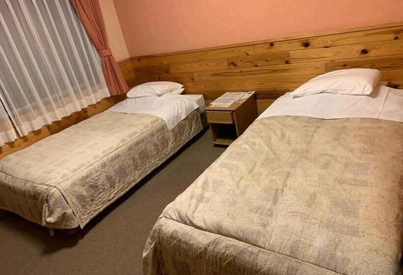 فندق Turtle Inn Nikko فى نيكو (اليابان) بأسعار تبدأ من ر.س.‏ 154 | Destinia