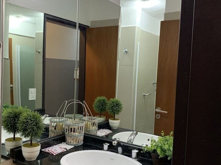 Hotel Novum Suites - Córdoba, Argentina