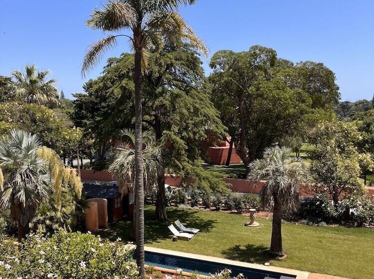 Pension Chalet Ficalho - Cascais