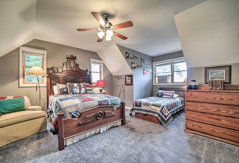 Bryson City Cabin W/ Hot Tub ~ 10 Mi To Dtwn! en Maple Springs | Destinia