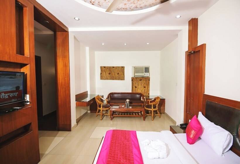 Hotel Revking At Khanna Residency em Nova Deli desde 18 €| Destinia