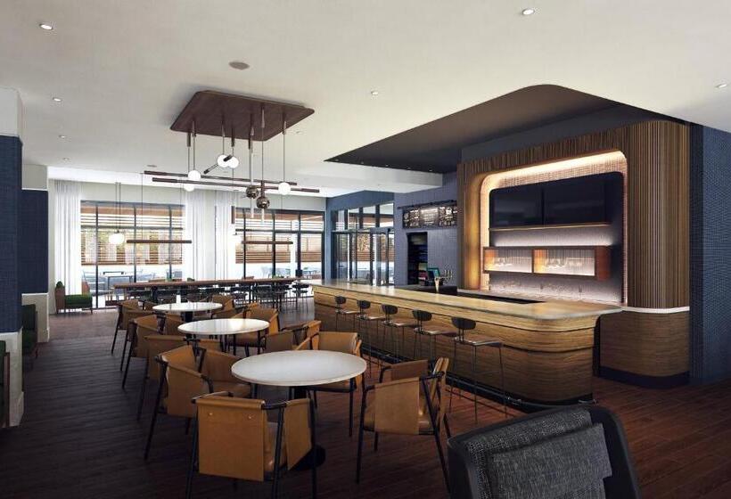 Hotel Courtyard By Marriott New Castle en New Castle | Destinia