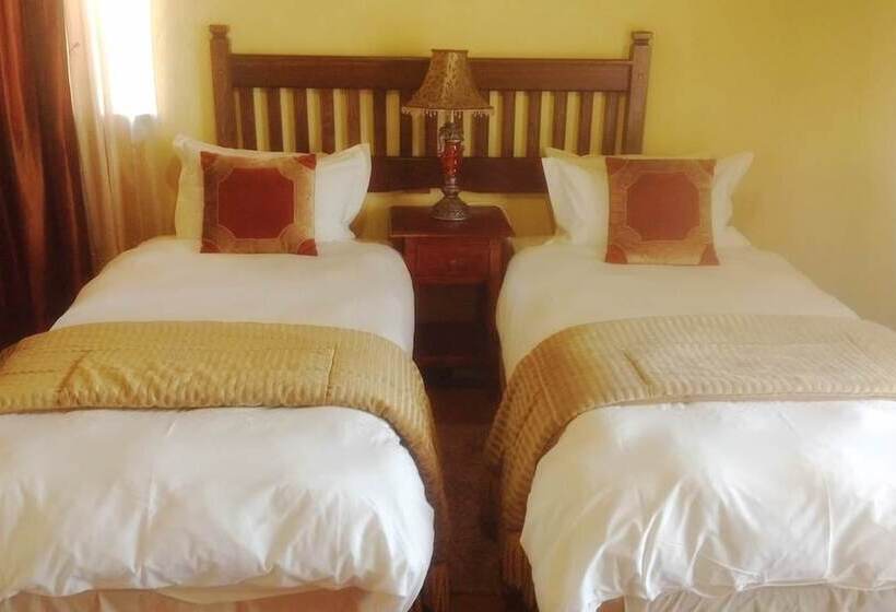 Fox And Squirrel Cottage, Dullstroom: Destiniaでお得な割安購入