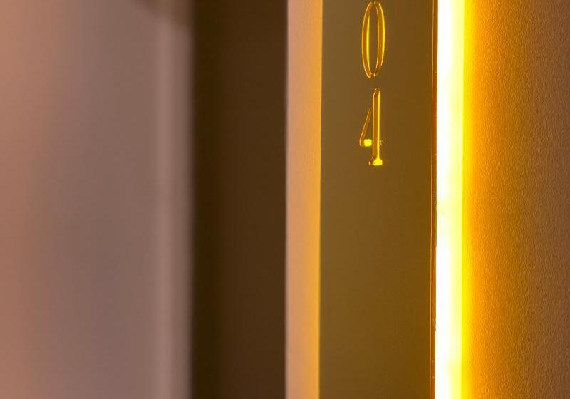 Hotel The Originals Boutique, Hôtel Le Marignan,le Havre Centre Gare - El Havre
