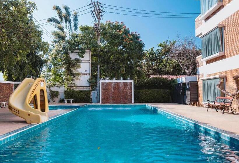 B2 Resort Boutique And Budget en Chiang Mai - Destinia