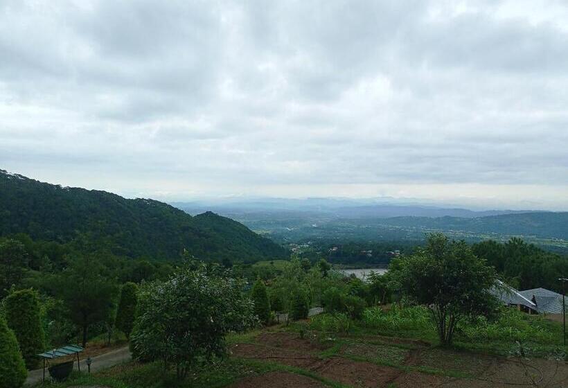 Rakkh Resort, A Member Of Radisson Individuals Retreats, Palampur: 在 ...