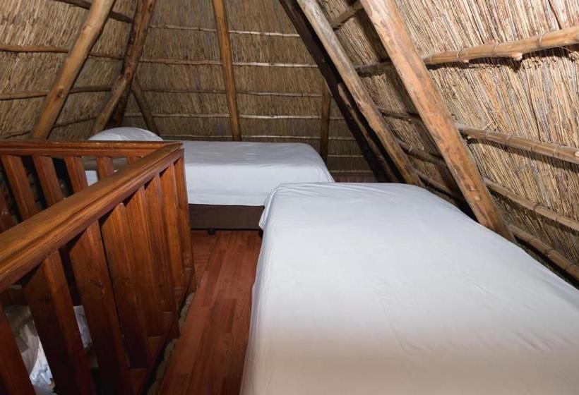 Eagle Waters Wildlife Resort, Hartbeespoort: the best offers with Destinia