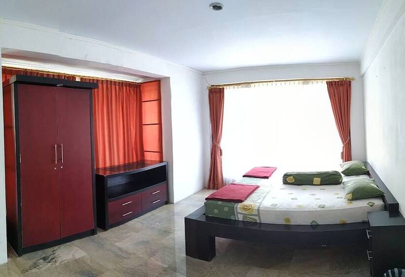 سيباناس, Villa Pinggir Danau Puncak For 30 Pax : أفضل العروض مع دستينيا